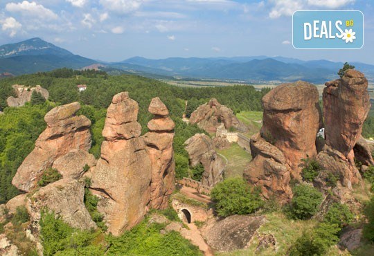 Екскурзия за 1 ден до Белоградчишките скали и пещерата Магурата ...